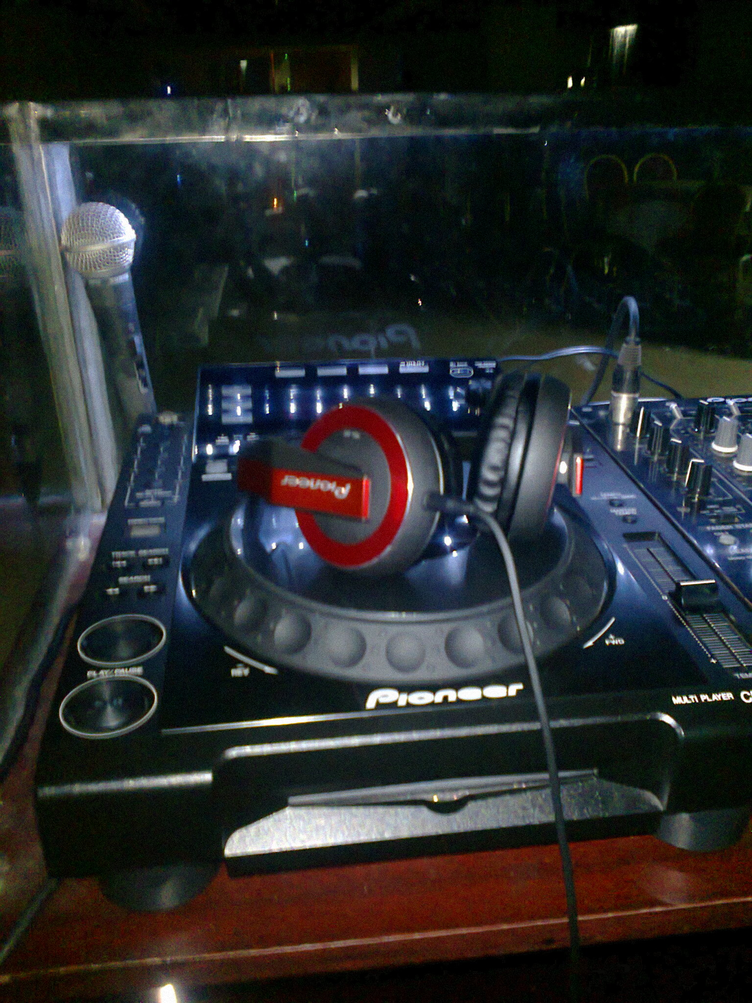 DeeJ IkraM MiX BoY